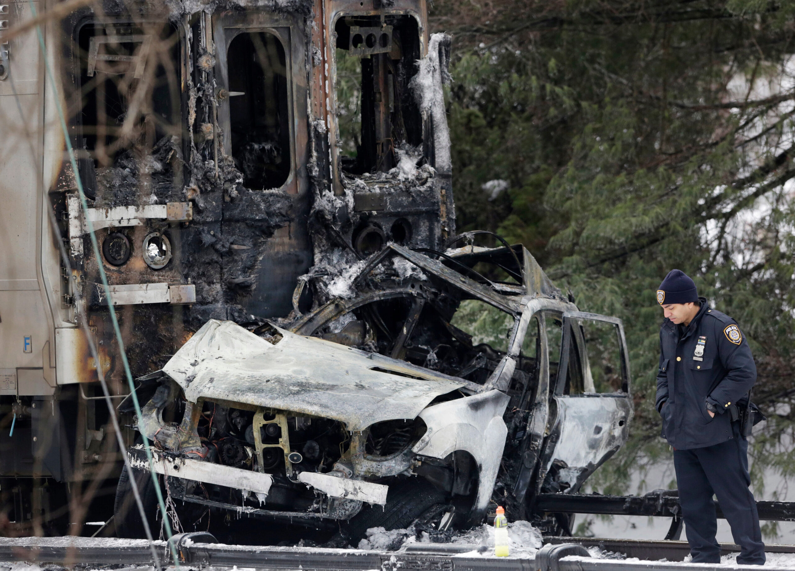 $182M Settlement Reached in Deadly 2015 New York Commuter Train Crash