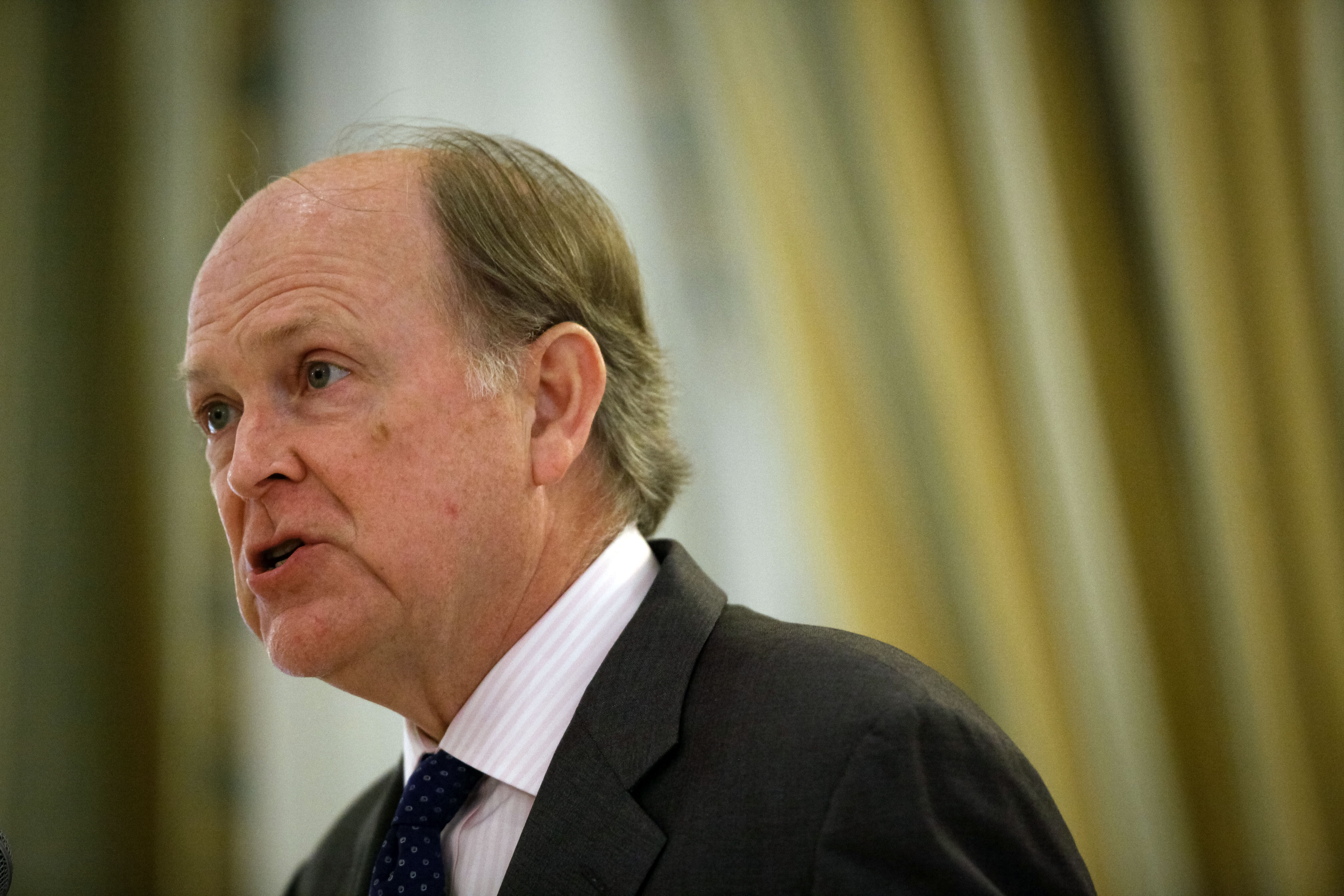 Fed’s Plosser Favors Too-Big-To-Fail Firms Holding More Capital