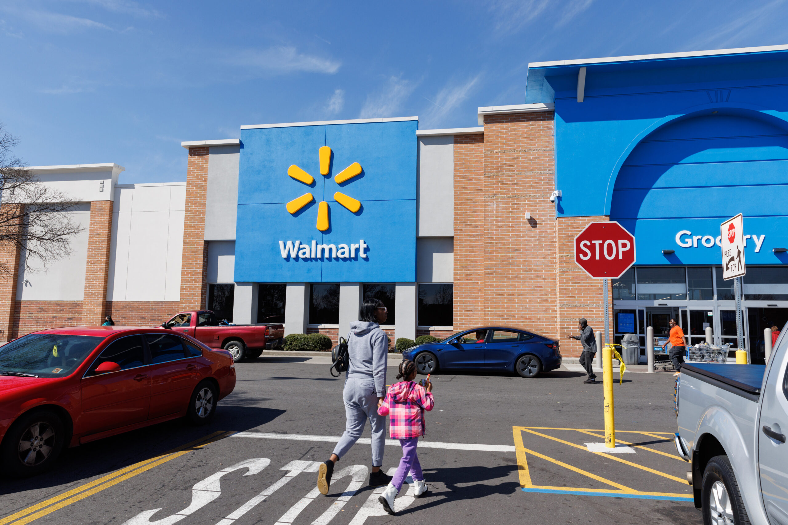 Walmart, World’s Biggest Retailer, Will Curb Diversity Efforts