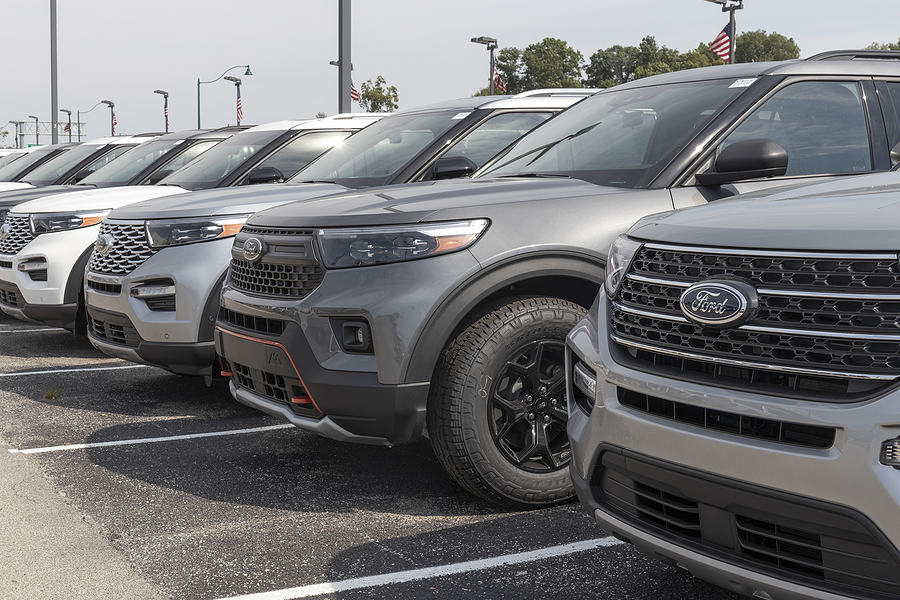 Ford Recalls 1.9M Explorer SUVs to Repair Loose Trim Hazard