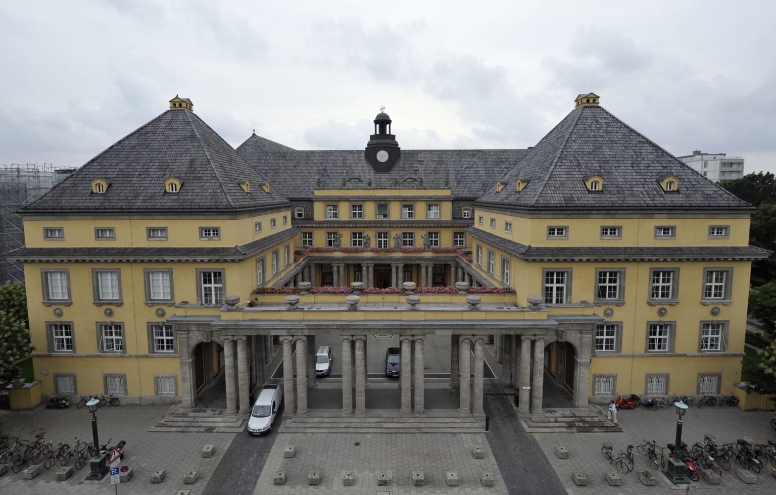 Munich Re Exits Insurance Climate Group, Citing ‘Material’ Legal Risks