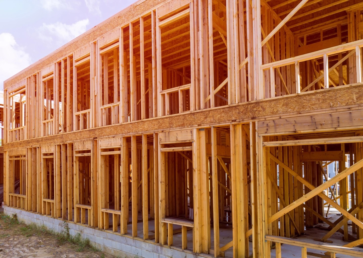 Quarterly Reconstruction Cost Growth Rate Remains Modest for Now