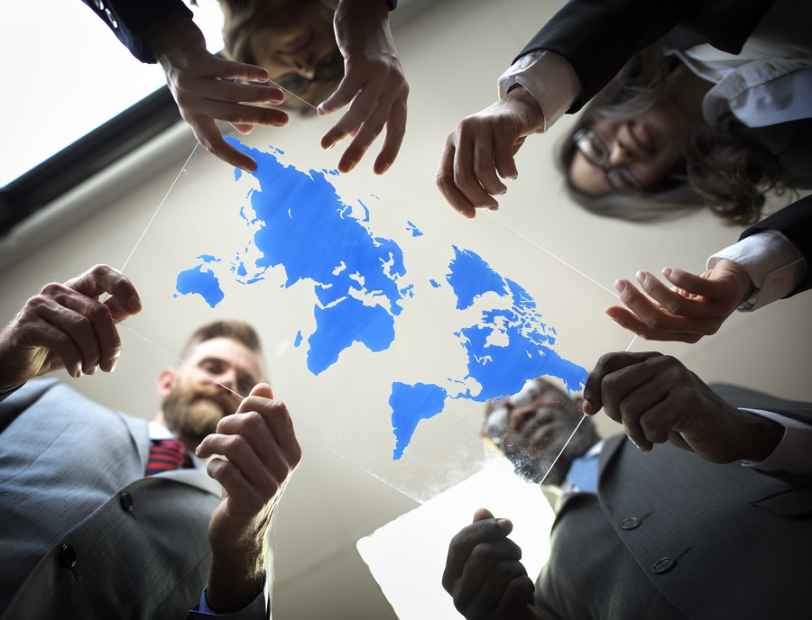 Make Collaboration Easy: Mix Idea and IT Experts on Your Team